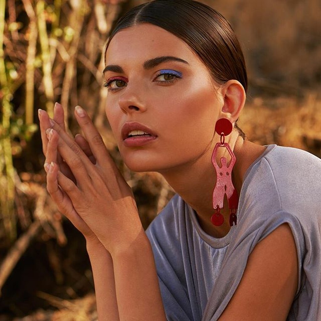 Η σαγηνευτική ομορφιά της Semka Semenchenko | ΥΔΡΟΓΕΙΟΣ 106,9 FM